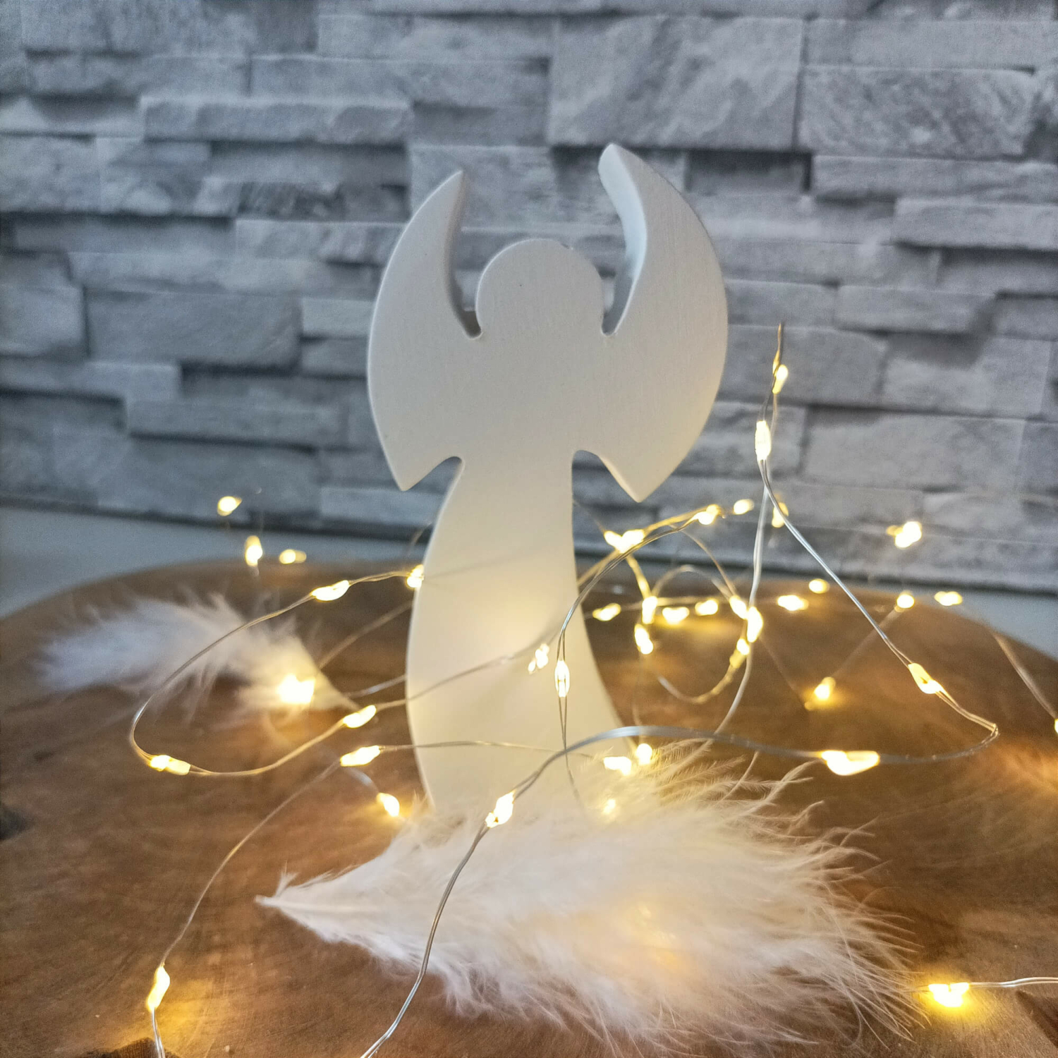 Deko Engel aus Raysin - Ein Hauch von Emotion und Eleganz